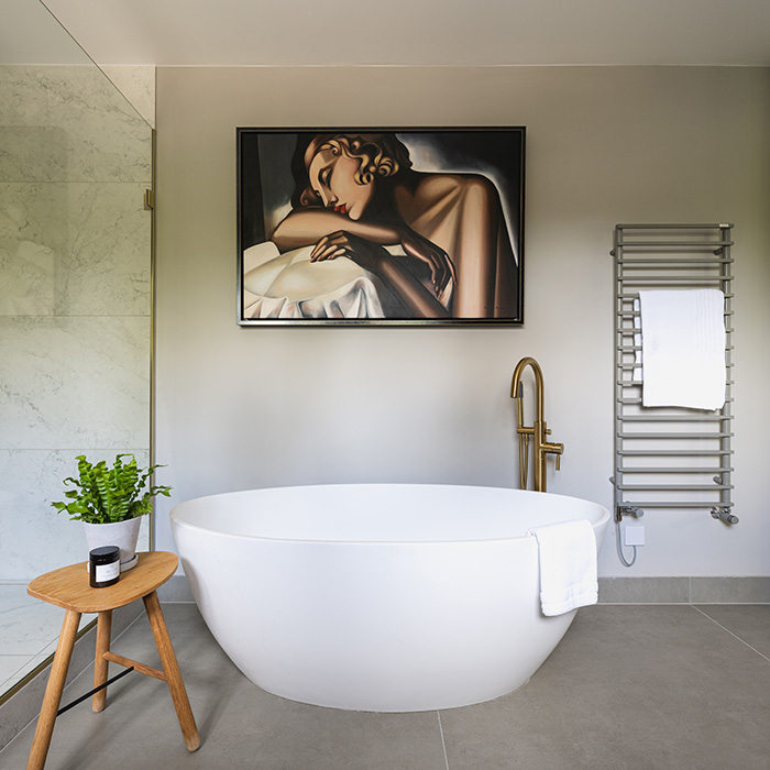 BC Designs Esseta Freestanding Bath – 1610mm x 760mm – Silk Matt White ...