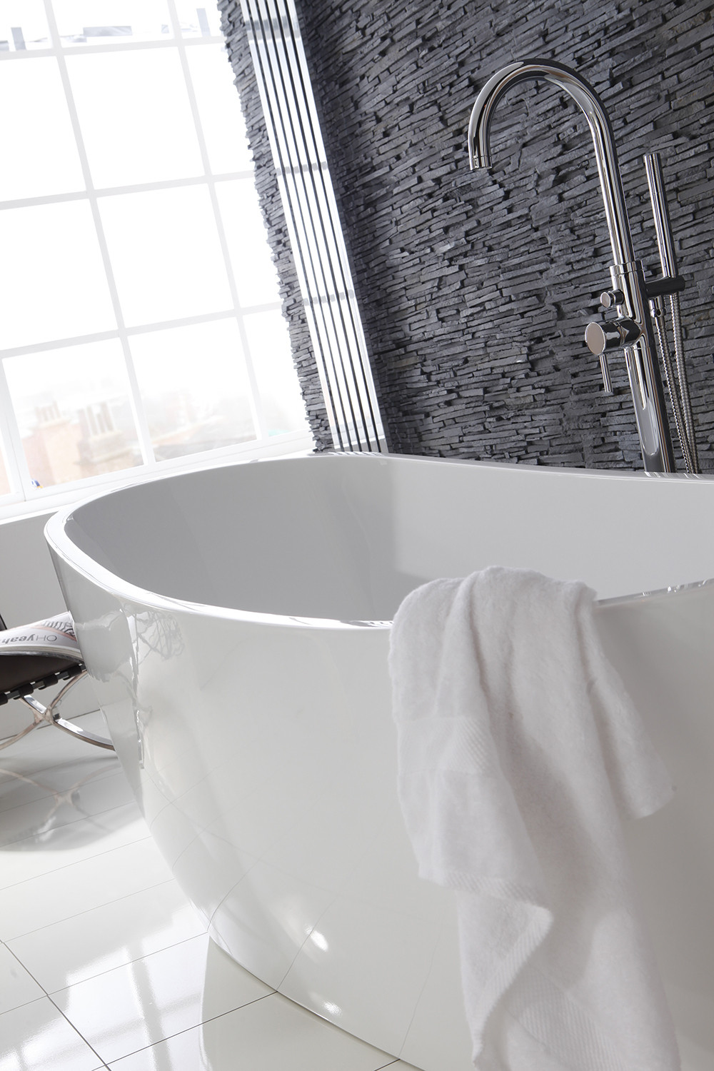 Frontline Pano Bath 1500mm x 735mm – British Baths